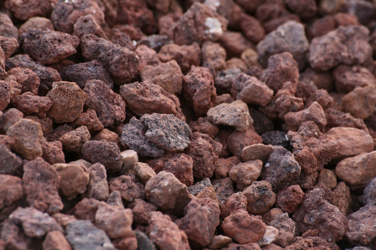 Pozzolan rock mineral fertilizer alumina volcanic lava meal